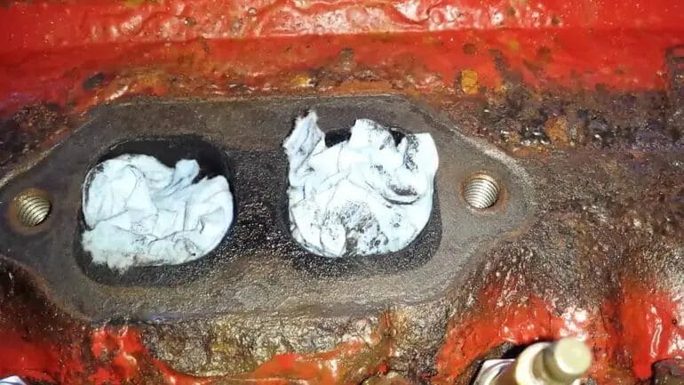 How To Use Ospho Before Painting? | CraftersMag