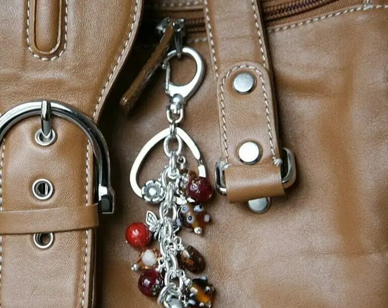 How To Make Acrylic Charms? | CraftersMag