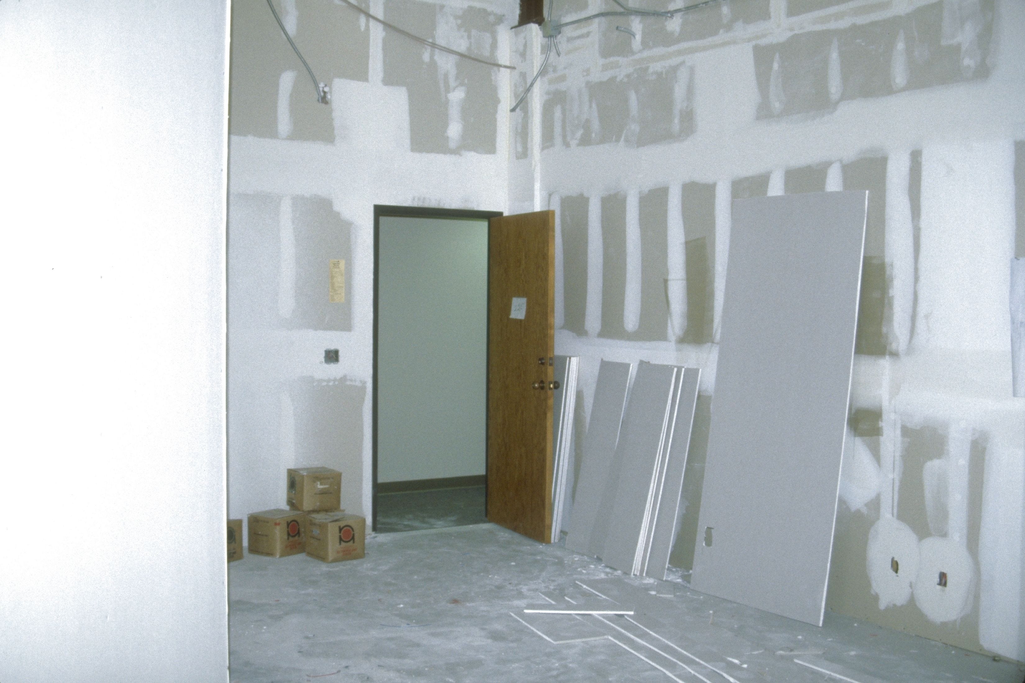 Can You Use Drywall Primer Over Paint? | CraftersMag
